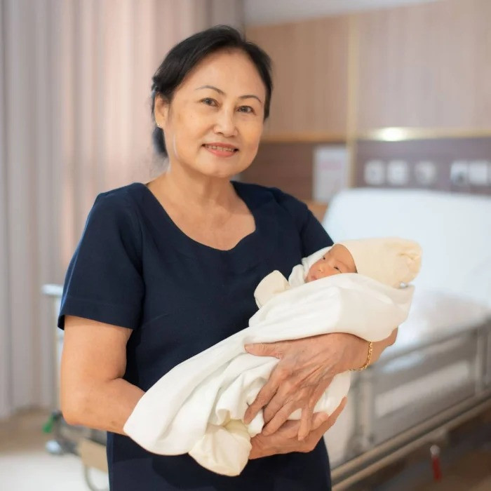 Hai bên thông gia nhà Hoa hậu H'Hen Niê lộ rõ thái độ qua 1 khung hình