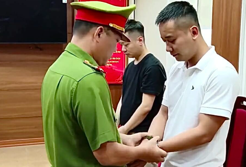 Vụ án Quang Linh Vlogs và Hằng Du Mục có trong báo cáo gửi Quốc hội