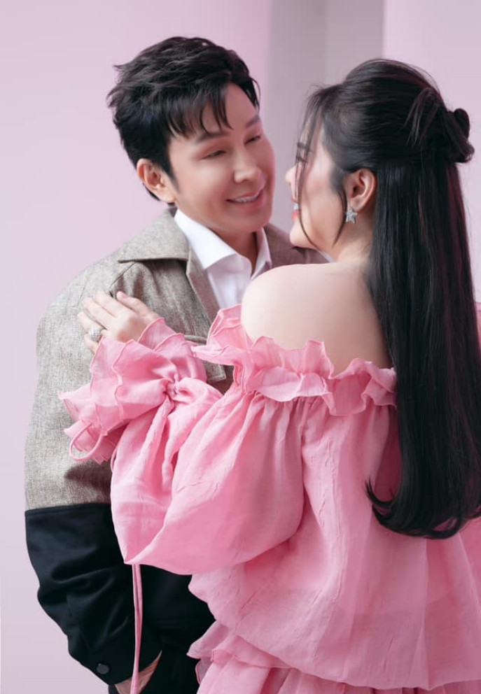 Vũ Luân công khai đã kết hôn với Phương Lê, chuẩn bị làm bố ở tuổi 53