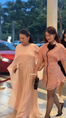 Ngọc Thanh Tâm nói gì khi nhắc nhở mặc sai dresscode ở đám cưới Đạt G ...