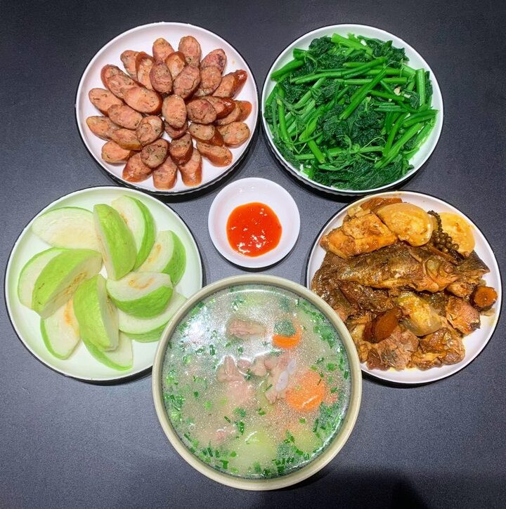 Mẹ đảm gợi ý 30 mâm cơm nhà ngon, đẹp mà không trùng lặp món nào