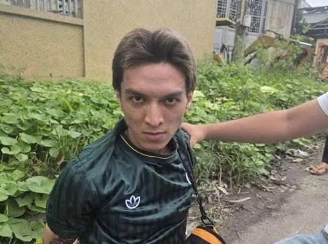 Rapper Bình Gold bị bắt liên quan vụ cướp taxi tại Hà Nội