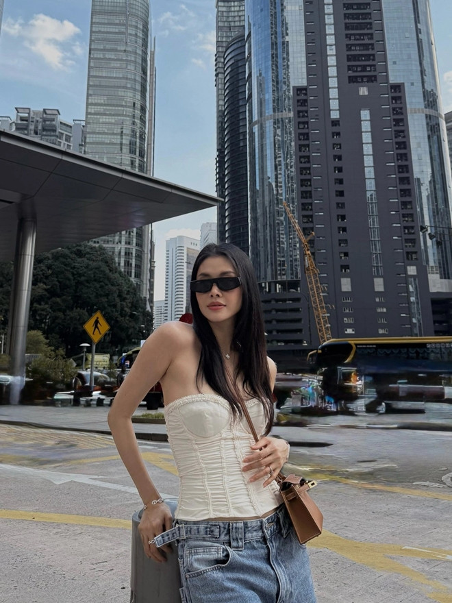 Vóc dáng săn chắc của bà xã Đăng Khôi, không ai nghĩ ''mẹ 3 con''